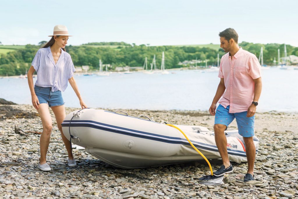 Honwave T38-IE3 + Packages | Masons Marine