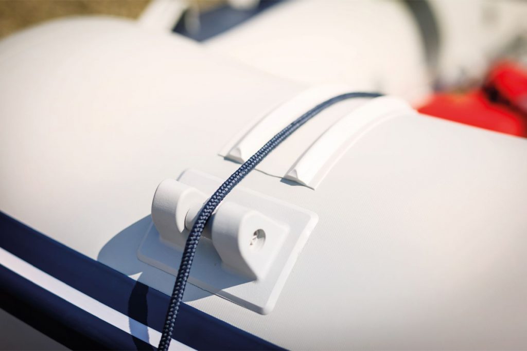 Honwave T38-IE3 + Packages | Masons Marine